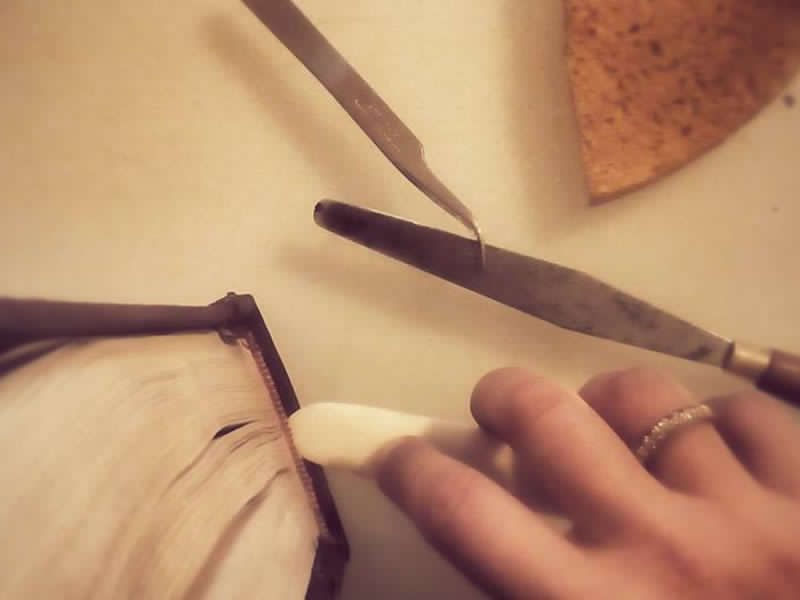 Restauro vecchi libri Chieti | Chartalab